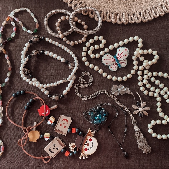 Vintage | Jewelry | Vintage Costume Jewlery Bundle Brooches Necklaces Fun Whimsical Wearable ...